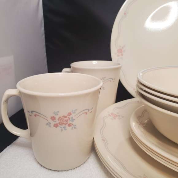 Corelle | Dining | Corelle 6pc English Breakfast Dinnerware Set | Poshmark